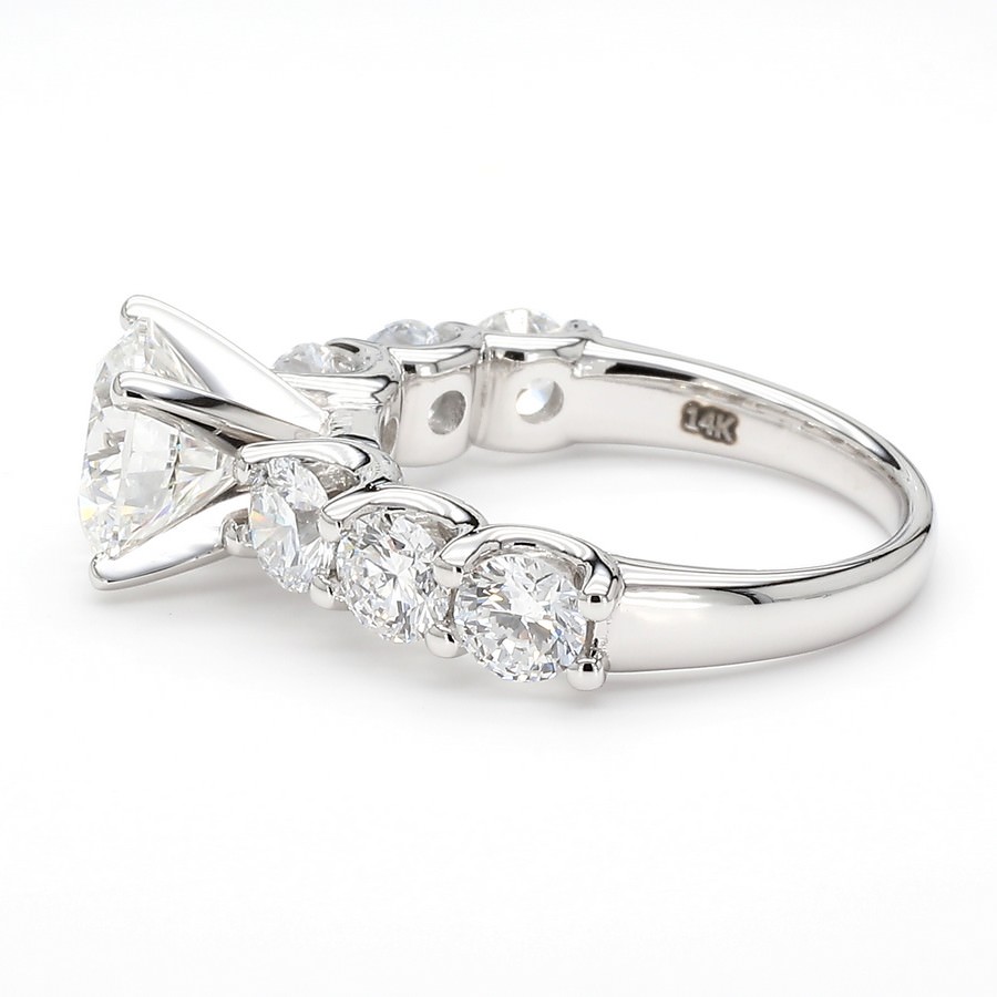 14K White Gold IGI Certified Lab-Created Diamond Round Starlit Crown ...