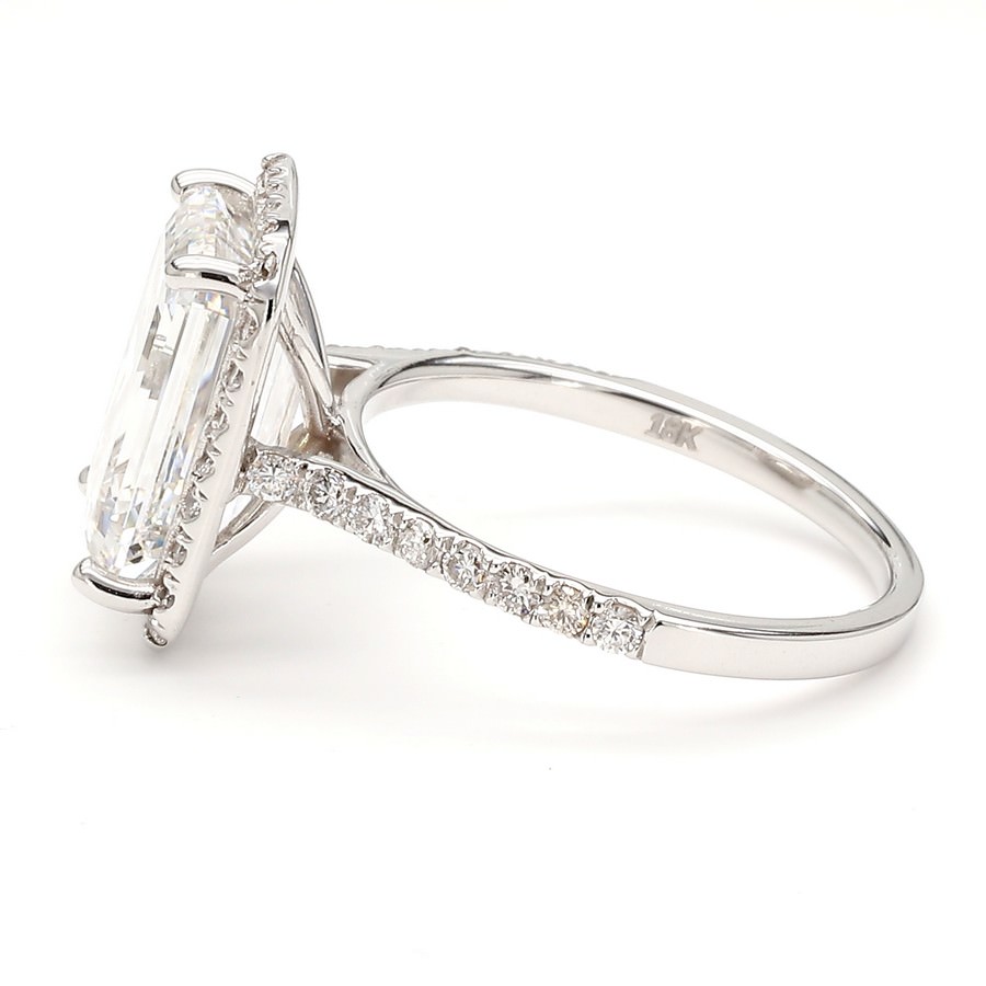 14K White Gold IGI Certified Lab-Created Diamond Emerald Halo Pave Ring ...